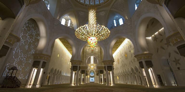 Mosque Lighting Design in the UAE - Blink Lighting